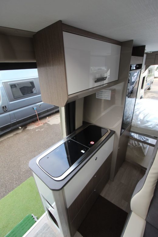 Fourgon Challenger Vany V210 Road Edition - Isacar